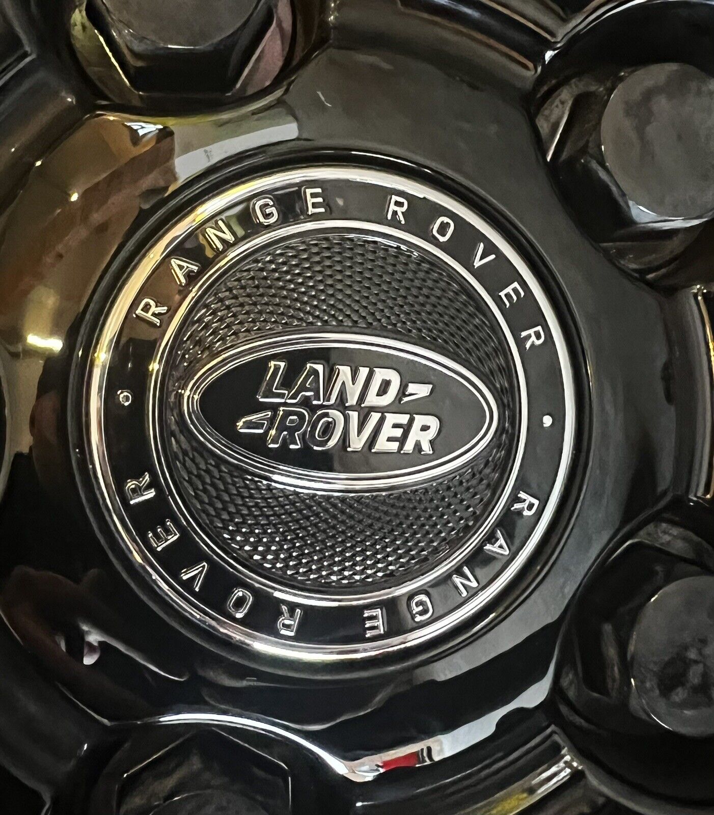 Range Rover Alloy Wheel Centre Hub Caps LR173024